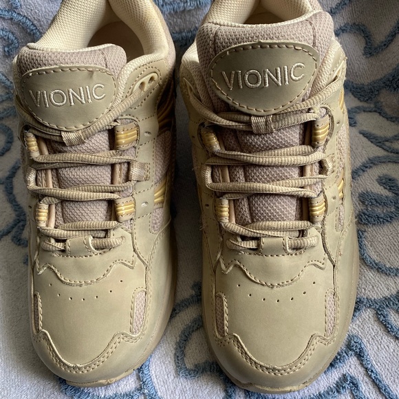 Vionic | Shoes | Preowned Lightly Used Vionic Womens Walker Classic ...